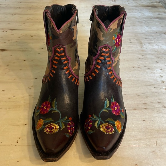Double D Ranch | Shoes | Double D Ranch By Old Gringo With A Blending ...